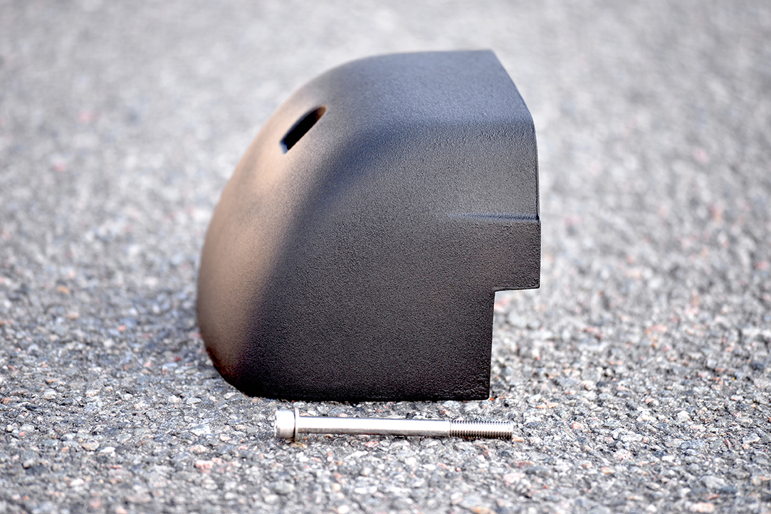 SCHIZZO® Engine/Starter Cover in black structure coated